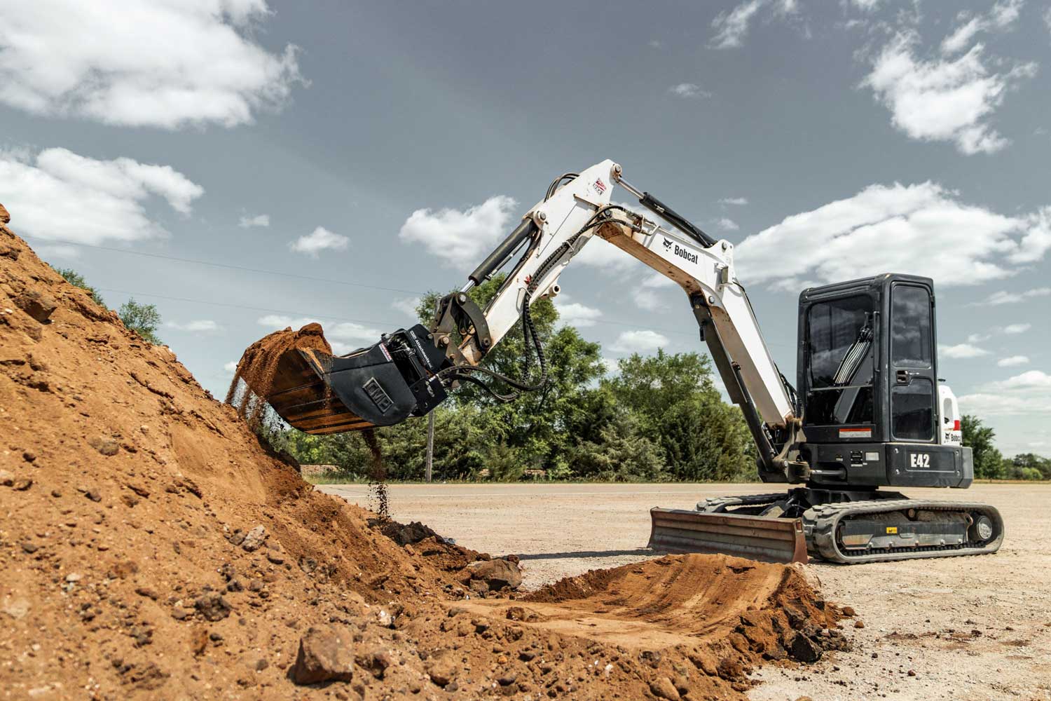 Modular Tilt Rotate Bucket - CMP Attachments