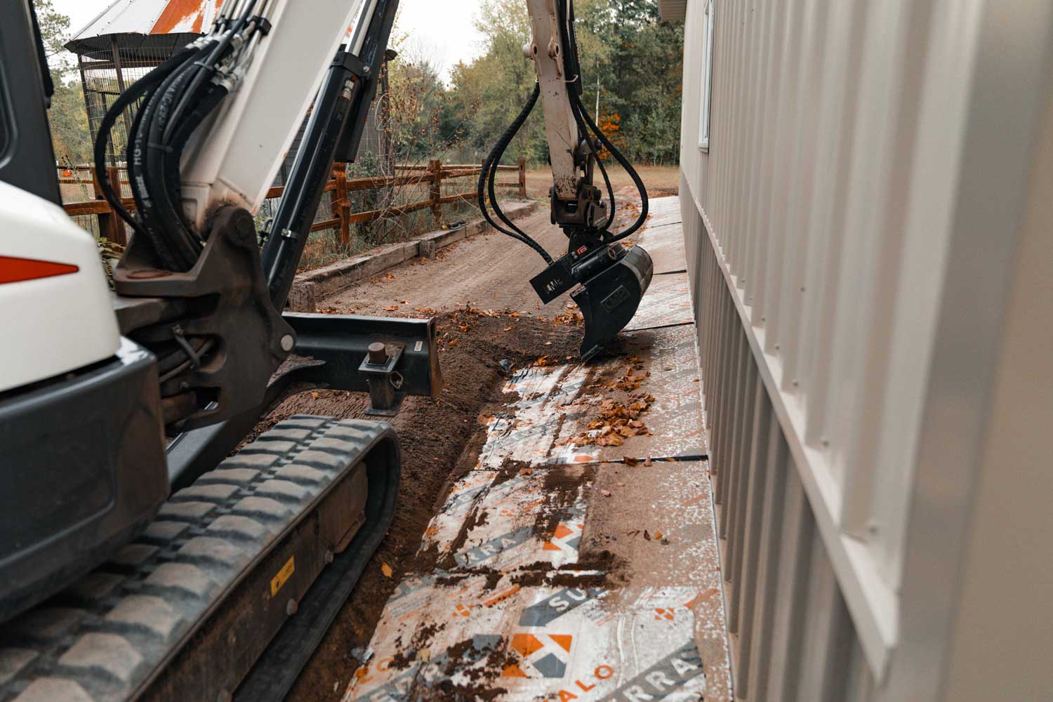 Modular Tilt Rotate Bucket - CMP Attachments