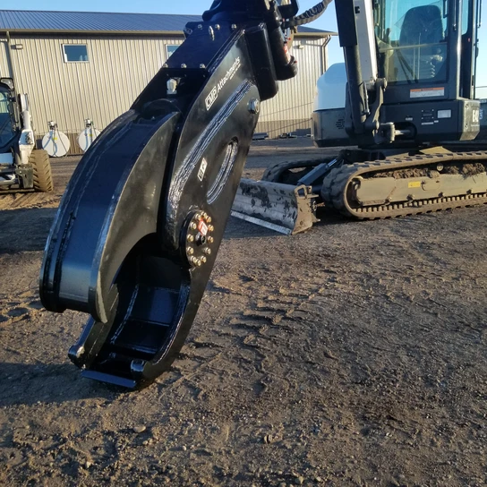 Buy Hydraulic Metal Shear Attachment For Excavators - CMP